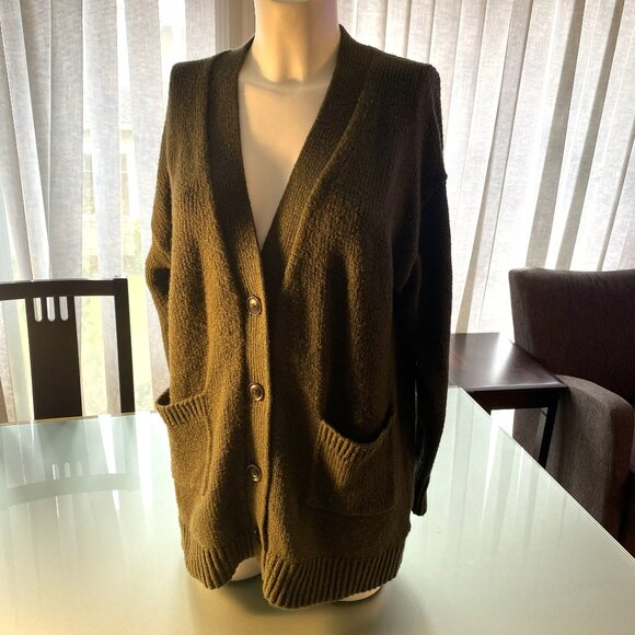Uniqlo | Sweaters | Uniqlo Army Green Vneck Cardigan Sweater Size L ...